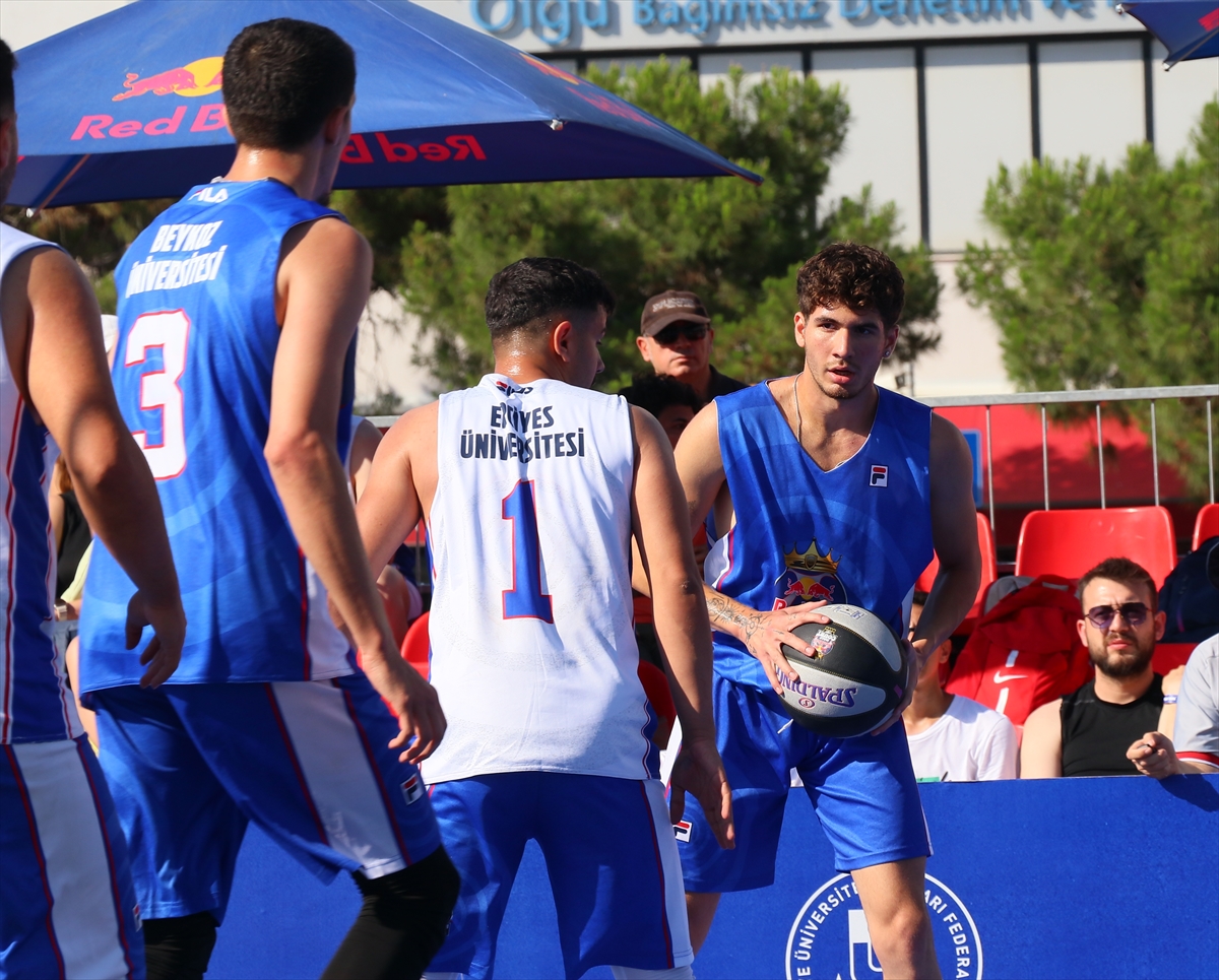 Champions crowned in Red Bull Half Court 3x3 basketball event in Izmir ... Champions crowned in Red Bull Half Court 3x3 basketball event in Izmir ...